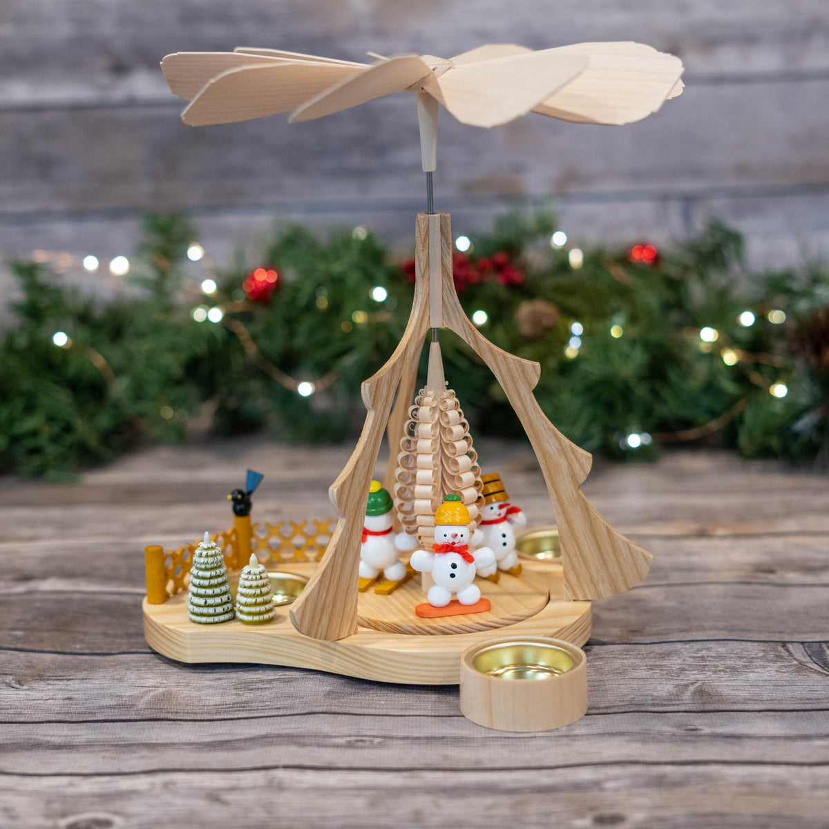 Pyramid Skiing Snowman Tealight – Seiffen Haus