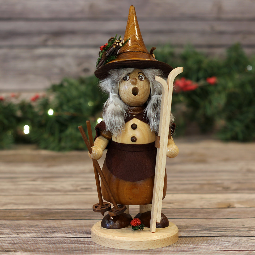 Handcrafted Smoker Skier Frau 25 cm/10 in - Erzgebirge Craft – Seiffen Haus